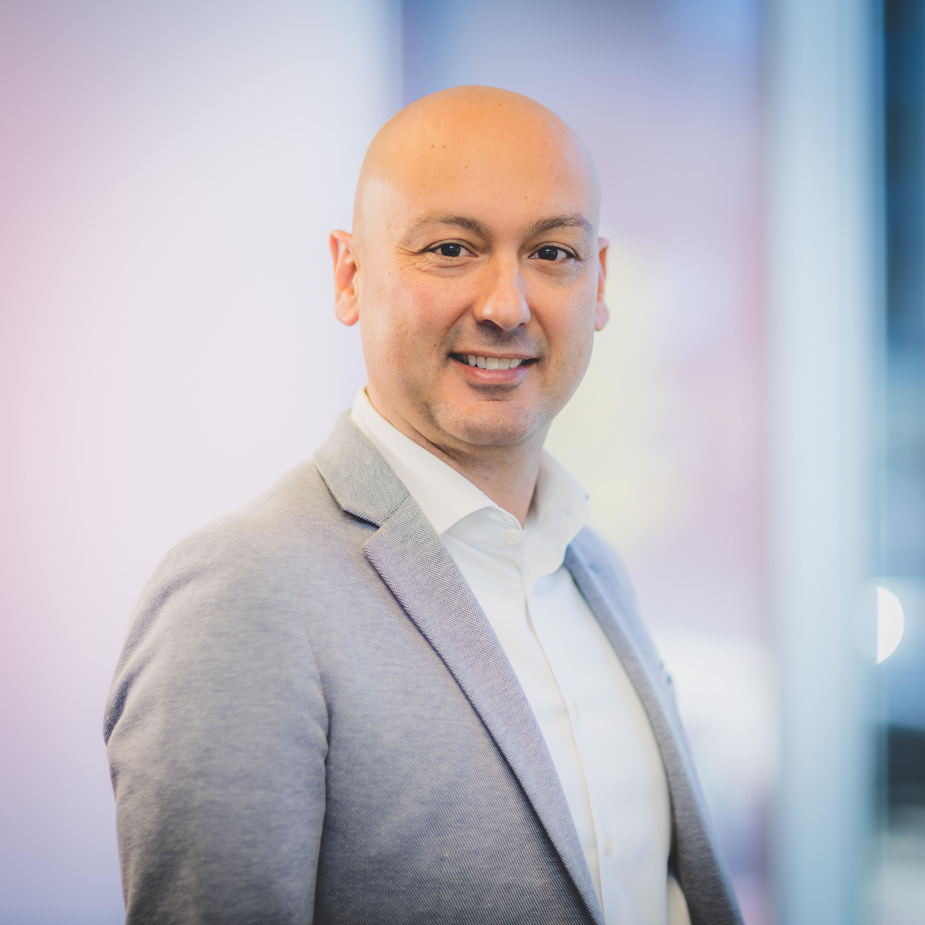 Redefining Work: Employee health and happiness in the changed economy.